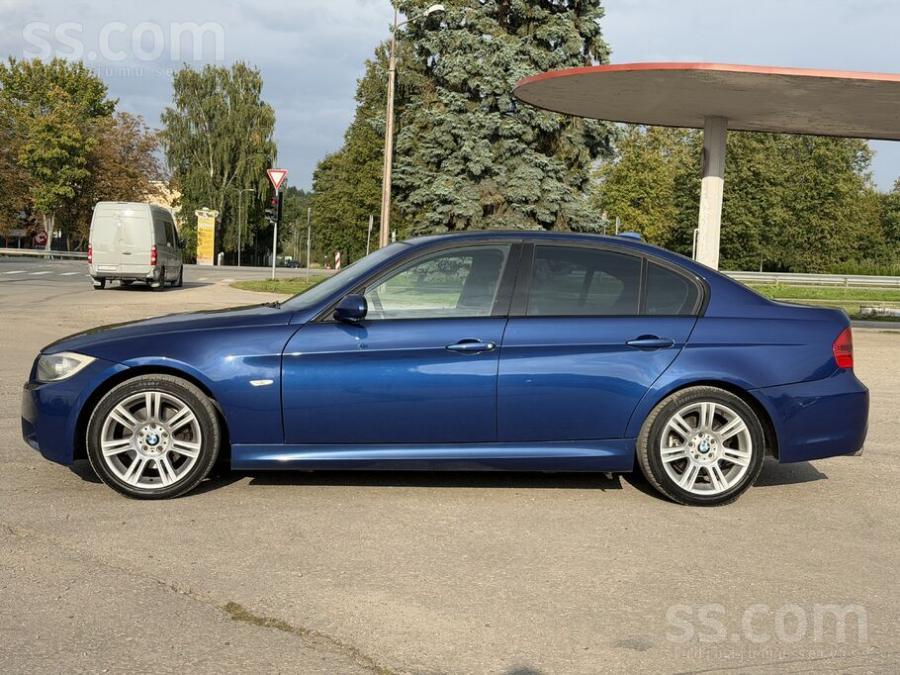 Zils BMW 320 2007 Ogre, ar dzinēja tilpumu 2.00 L un nobraukumu 328 tūkst. km par 4100 €, foto 24 vietnē AUTOMOTO.COM.LV