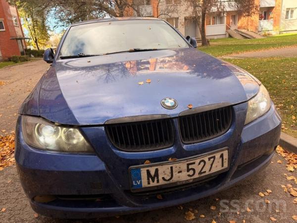 Синий БМВ 320 2007 в Рига, объемом двигателя 2.00 л и пробегом 507 тыс. км за 1900 €, фото 4 на AUTOMOTO.COM.LV