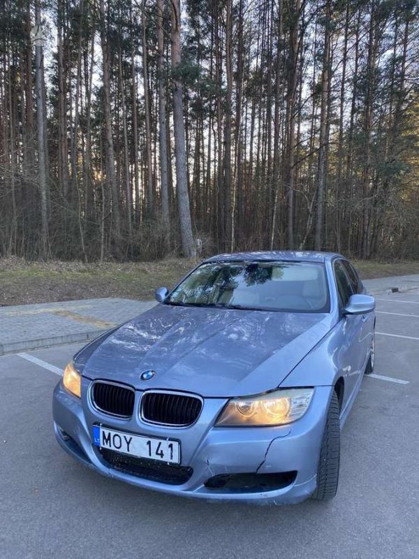 Zils BMW 320 2008 Druskininkai, ar dzinēja tilpumu 2.00 L un nobraukumu 308 tūkst. km par 3700 €, foto 2 vietnē AUTOMOTO.COM.LV