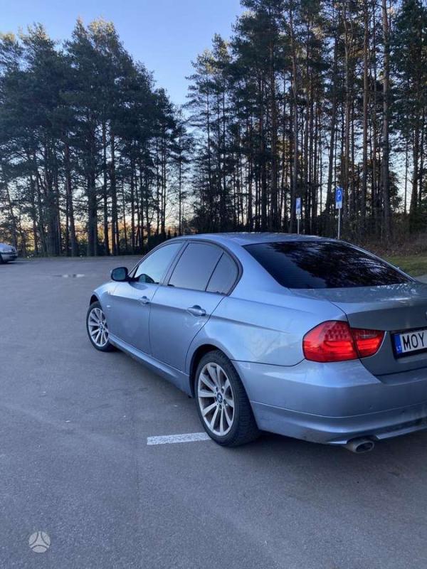 Zils BMW 320 2008 Druskininkai, ar dzinēja tilpumu 2.00 L un nobraukumu 308 tūkst. km par 3700 €, foto 4 vietnē AUTOMOTO.COM.LV