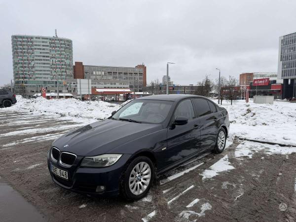 Blue BMW 320 2008 in Vilnius, with an engine capacity of 2.00 L and mileage of 314 thousand km for 4600 €, photo 1 on AUTOMOTO.COM.LV