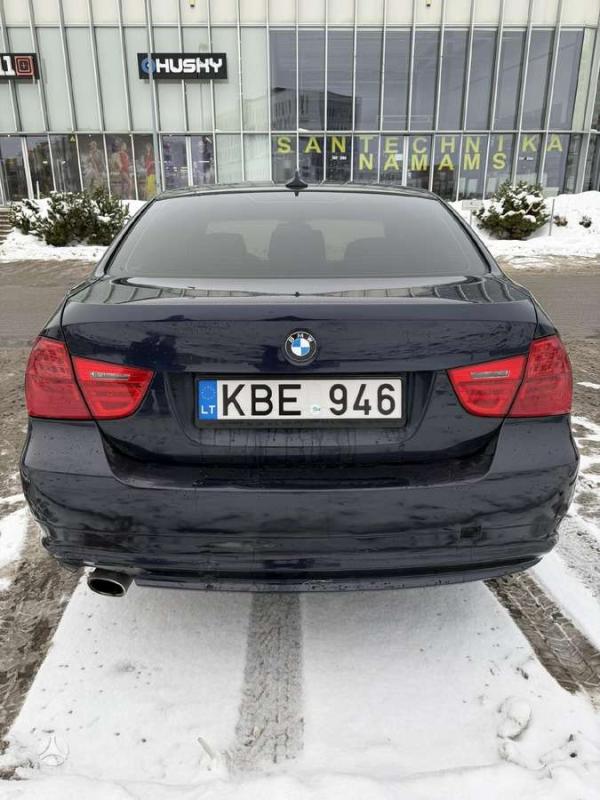 Blue BMW 320 2008 in Vilnius, with an engine capacity of 2.00 L and mileage of 314 thousand km for 4600 €, photo 4 on AUTOMOTO.COM.LV
