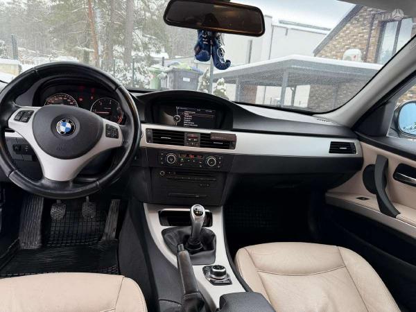 Blue BMW 320 2008 in Vilnius, with an engine capacity of 2.00 L and mileage of 314 thousand km for 4600 €, photo 7 on AUTOMOTO.COM.LV