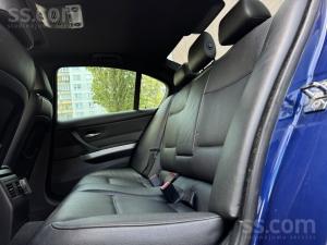 Blue BMW 320 2008 in Riga, with an engine capacity of 2.00 L and mileage of 379 thousand km for 5690 €, photo 9 on AUTOMOTO.COM.LV