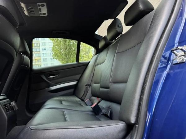БМВ 320 2008 в Рига на AUTOMOTO.COM.LV Синий БМВ 320 2008 в Рига, объемом двигателя 2.00 л и пробегом 379 тыс. км за 5690 €, фото 10 на AUTOMOTO.COM.LV