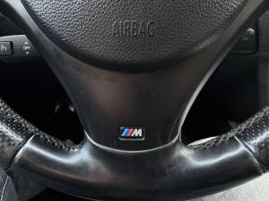 Blue BMW 320 2008 in Riga, with an engine capacity of 2.00 L and mileage of 379 thousand km for 5690 €, photo 14 on AUTOMOTO.COM.LV
