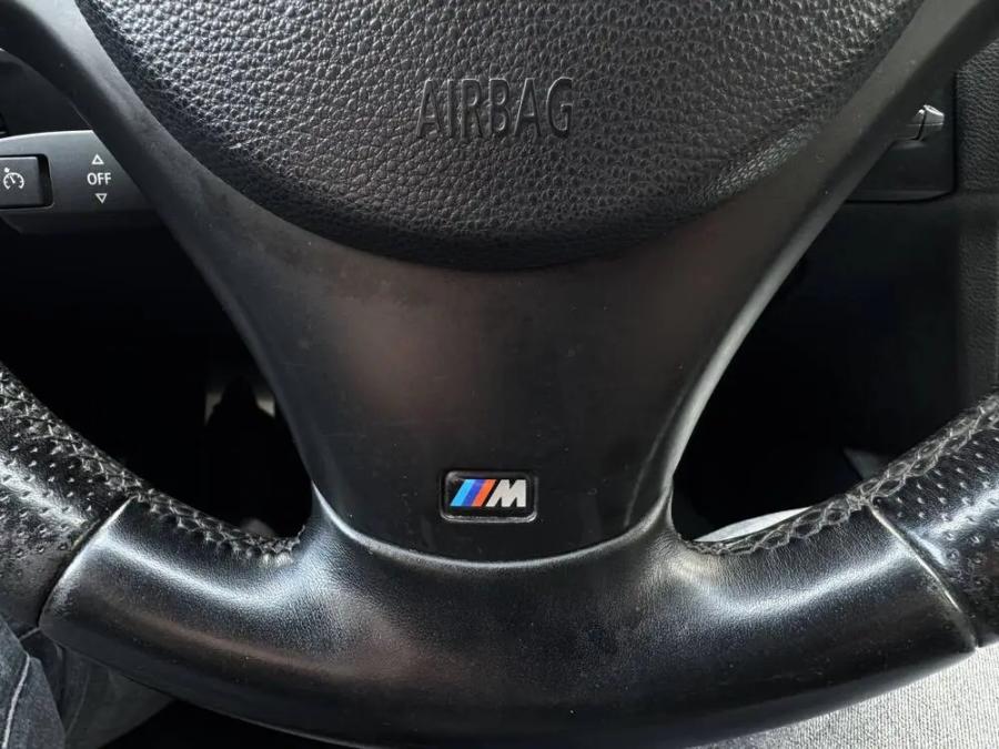 Blue BMW 320 2008 in Riga, with an engine capacity of 2.00 L and mileage of 379 thousand km for 5690 €, photo 14 on AUTOMOTO.COM.LV