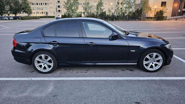Zils BMW 320 2008 Alīta, ar dzinēja tilpumu 2.00 L un nobraukumu 306 tūkst. km par 4750 €, foto 8 vietnē AUTOMOTO.COM.LV