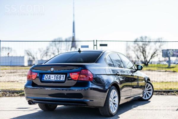 Zils BMW 320 2009 Rīga, ar dzinēja tilpumu 2.00 L un nobraukumu 238 tūkst. km par 1350 €, foto 6 vietnē AUTOMOTO.COM.LV