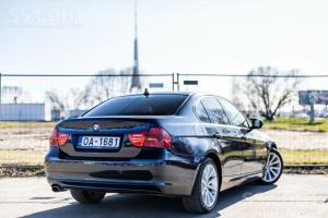 Zils BMW 320 2009 Rīga, ar dzinēja tilpumu 2.00 L un nobraukumu 238 tūkst. km par 1350 €, foto 6 vietnē AUTOMOTO.COM.LV