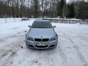 Zils BMW 320 2009 Marijampole, ar dzinēja tilpumu 2.00 L un nobraukumu 287 tūkst. km par 4999 €, foto  vietnē AUTOMOTO.COM.LV
