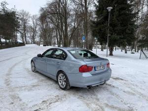 Zils BMW 320 2009 Marijampole, ar dzinēja tilpumu 2.00 L un nobraukumu 287 tūkst. km par 4999 €, foto 4 vietnē AUTOMOTO.COM.LV