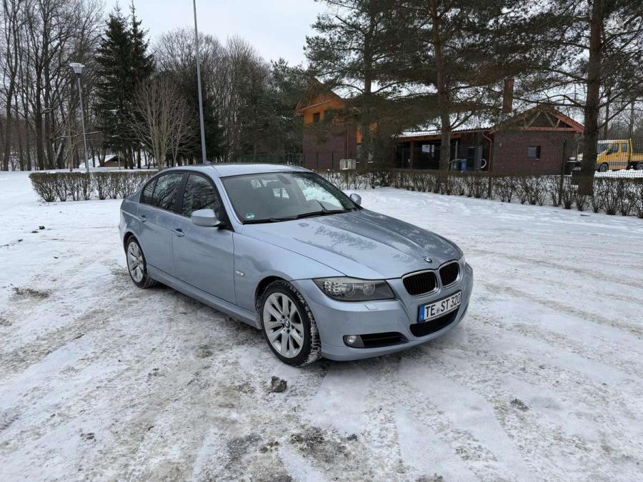 Zils BMW 320 2009 Marijampole, ar dzinēja tilpumu 2.00 L un nobraukumu 287 tūkst. km par 4999 €, foto 8 vietnē AUTOMOTO.COM.LV