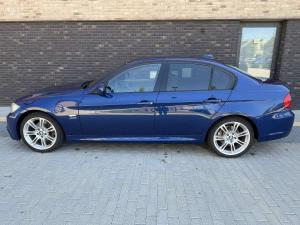 Blue BMW 320 2009 in Klaipeda, with an engine capacity of 2.00 L and mileage of 325 thousand km for 5850 €, photo 6 on AUTOMOTO.COM.LV