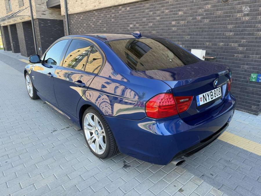 Blue BMW 320 2009 in Klaipeda, with an engine capacity of 2.00 L and mileage of 325 thousand km for 5850 €, photo 7 on AUTOMOTO.COM.LV