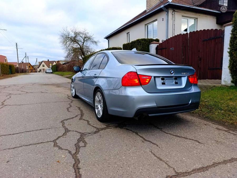 Zils BMW 320 2010 Kėdainiai, ar dzinēja tilpumu 2.00 L un nobraukumu 274 tūkst. km par 6500 €, foto 1 vietnē AUTOMOTO.COM.LV