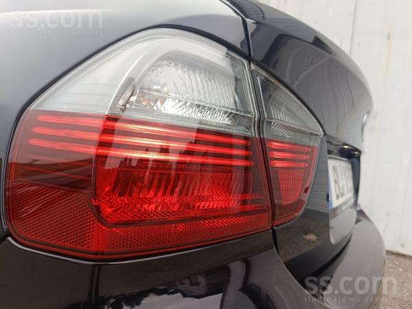 Zils BMW 320 2010 Rīga, ar dzinēja tilpumu 2.00 L un nobraukumu 280 tūkst. km par 5500 €, foto 8 vietnē AUTOMOTO.COM.LV