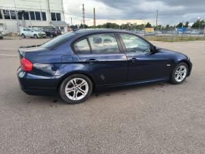 Blue BMW 320 2010 in Panevezys, with an engine capacity of 2.00 L and mileage of 276 thousand km for 4150 €, photo 10 on AUTOMOTO.COM.LV
