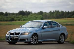 Zils BMW 320 2010 Skuodas, ar dzinēja tilpumu 2.00 L un nobraukumu 318 tūkst. km par 4500 €, foto 7 vietnē AUTOMOTO.COM.LV