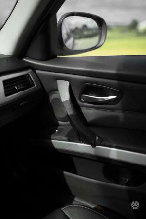 Zils BMW 320 2010 Skuodas, ar dzinēja tilpumu 2.00 L un nobraukumu 318 tūkst. km par 4500 €, foto 15 vietnē AUTOMOTO.COM.LV