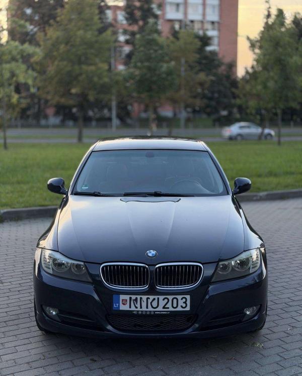 Zils BMW 320 2010 Viļņa, ar dzinēja tilpumu 0.00 L un nobraukumu 289 tūkst. km par 3500 €, foto 6 vietnē AUTOMOTO.COM.LV