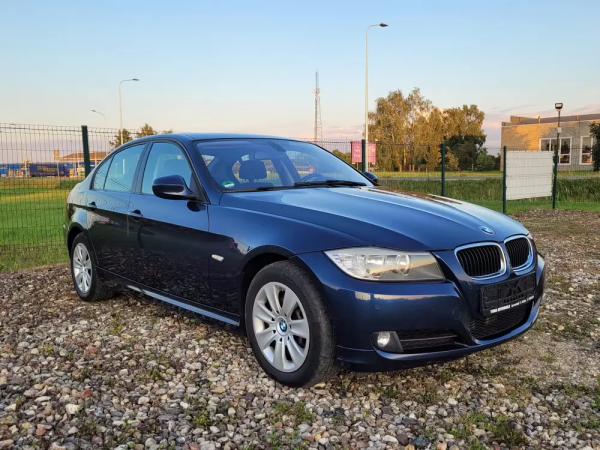 Zils BMW 320 2011 Saldus, ar dzinēja tilpumu 2.00 L un nobraukumu 245 tūkst. km par 6200 €, foto 3 vietnē AUTOMOTO.COM.LV