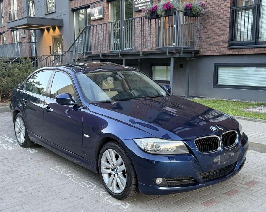 Zils BMW 320 2011 Klaipėda, ar dzinēja tilpumu 2.00 L un nobraukumu 330 tūkst. km par 3950 €, foto 4 vietnē AUTOMOTO.COM.LV
