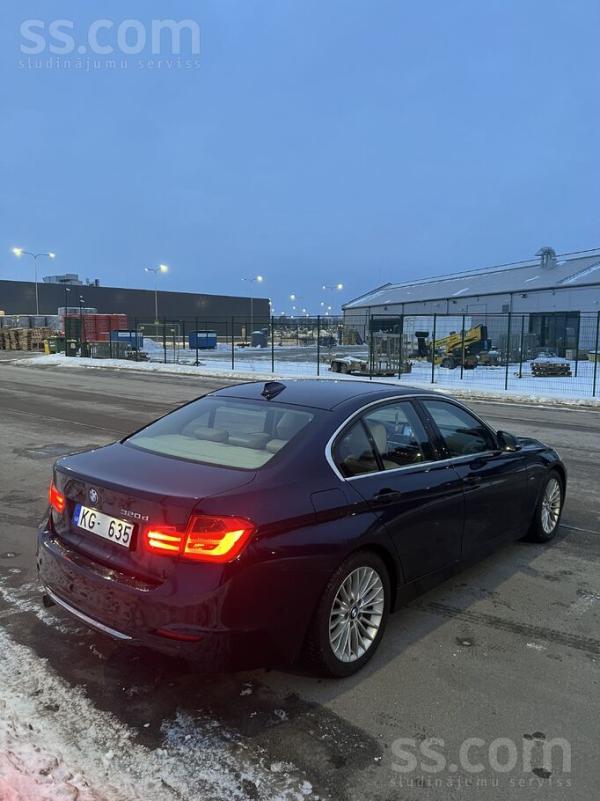 Zils BMW 320 2012 Rīga, ar dzinēja tilpumu 2.00 L un nobraukumu 266 tūkst. km par 9300 €, foto 7 vietnē AUTOMOTO.COM.LV