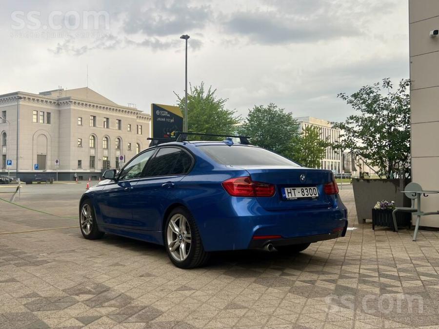 Blue BMW 320 2012 in Riga, with an engine capacity of 2.00 L and mileage of 227 thousand km for 10000 €, photo 3 on AUTOMOTO.COM.LV