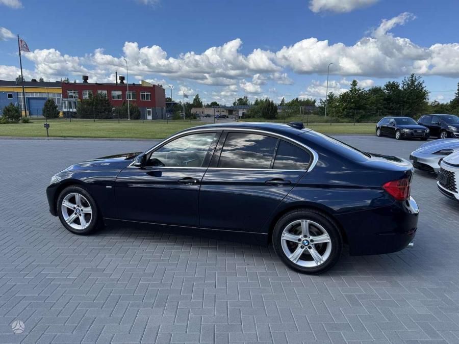 Blue BMW 320 2012 in Telschi, with an engine capacity of 2.00 L and mileage of 252 thousand km for 8300 €, photo 4 on AUTOMOTO.COM.LV