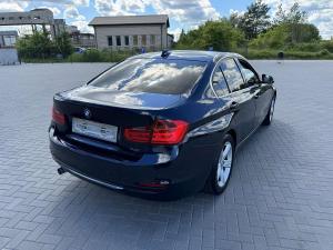Blue BMW 320 2012 in Telschi, with an engine capacity of 2.00 L and mileage of 252 thousand km for 8300 €, photo 7 on AUTOMOTO.COM.LV
