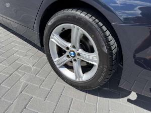 Blue BMW 320 2012 in Telschi, with an engine capacity of 2.00 L and mileage of 252 thousand km for 8300 €, photo 18 on AUTOMOTO.COM.LV