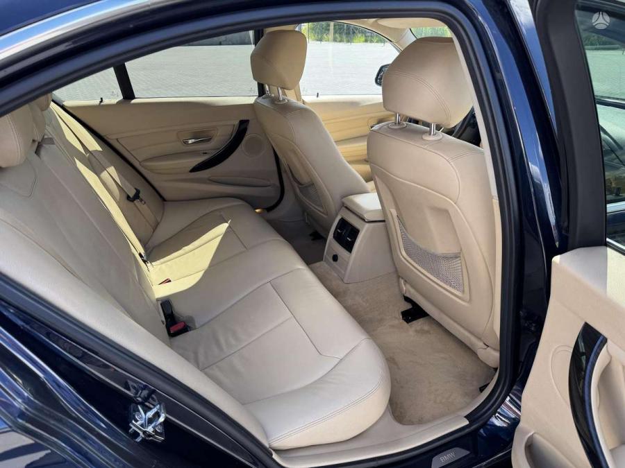 Blue BMW 320 2012 in Telschi, with an engine capacity of 2.00 L and mileage of 252 thousand km for 8300 €, photo 20 on AUTOMOTO.COM.LV
