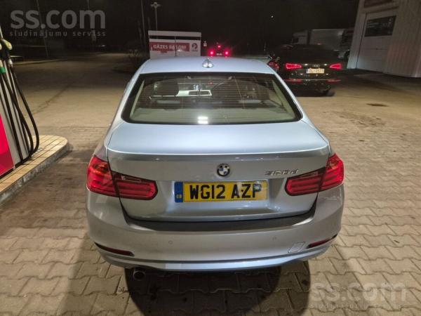 Blue BMW 320 2012 in Riga, with an engine capacity of 2.00 L and mileage of 101 thousand km for 2400 €, photo 3 on AUTOMOTO.COM.LV