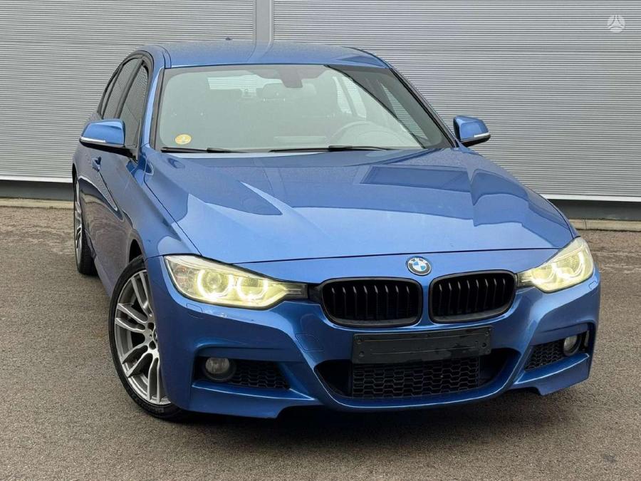 Blue BMW 320 2013 in Utena, with an engine capacity of 2.00 L and mileage of 220 thousand km for 12200 €, photo 3 on AUTOMOTO.COM.LV