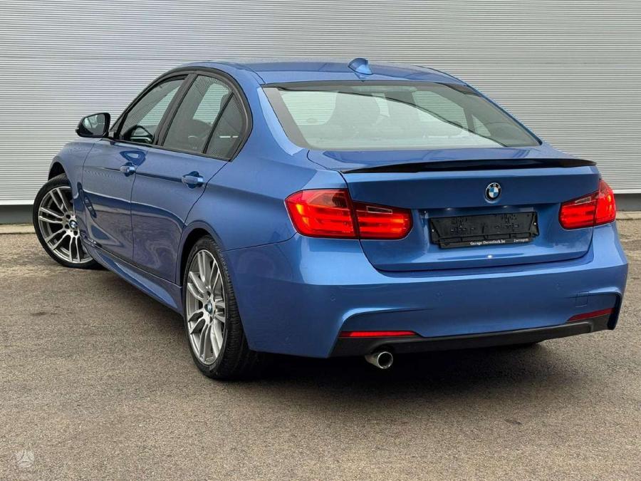 Blue BMW 320 2013 in Utena, with an engine capacity of 2.00 L and mileage of 220 thousand km for 12200 €, photo 5 on AUTOMOTO.COM.LV