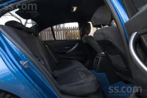 Blue BMW 320 2013 in Jelgava, with an engine capacity of 2.00 L and mileage of 262 thousand km for 11500 €, photo 18 on AUTOMOTO.COM.LV