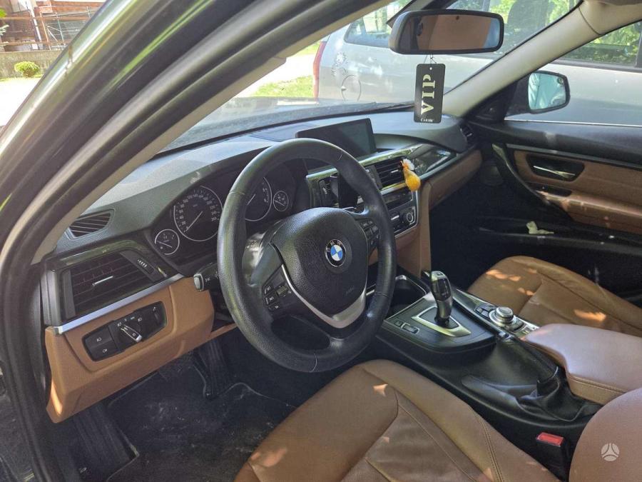 Blue BMW 320 2013 in Vilnius, with an engine capacity of 2.00 L and mileage of 375 thousand km for 4999 €, photo 6 on AUTOMOTO.COM.LV
