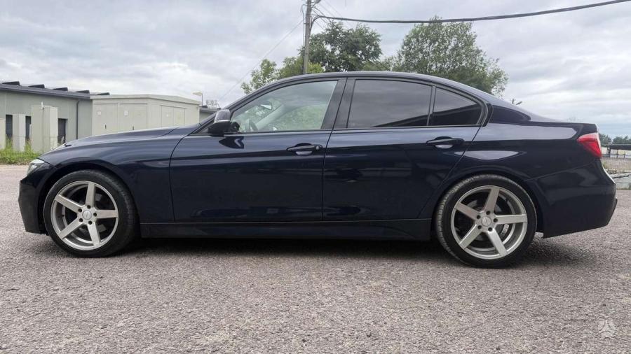 Blue BMW 320 2013 in Vilnius, with an engine capacity of 2.00 L and mileage of 312 thousand km for 8700 €, photo 7 on AUTOMOTO.COM.LV