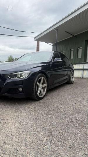 Blue BMW 320 2013 in Vilnius, with an engine capacity of 2.00 L and mileage of 312 thousand km for 8700 €, photo 8 on AUTOMOTO.COM.LV