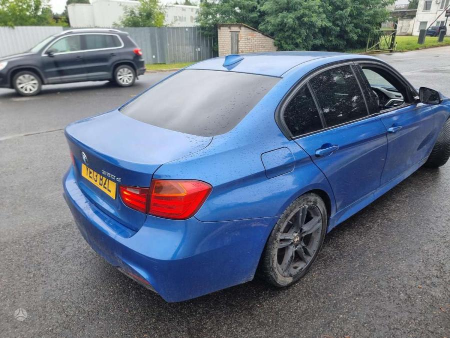 Zils BMW 320 2013 Jonava, ar dzinēja tilpumu 2.00 L un nobraukumu 146 tūkst. km par 3799 €, foto 8 vietnē AUTOMOTO.COM.LV