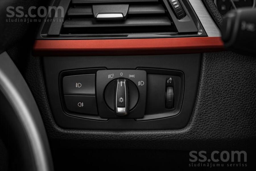 Синий БМВ 320 2013 в Рига, объемом двигателя 2.00 л и пробегом 294 тыс. км за 9950 €, фото 30 на AUTOMOTO.COM.LV