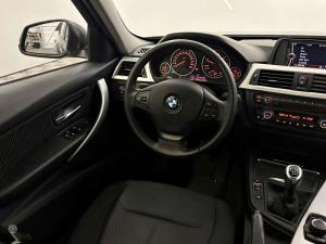 Blue BMW 320 2013 in Marijampole, with an engine capacity of 2.00 L and mileage of 273 thousand km for 6999 €, photo 6 on AUTOMOTO.COM.LV