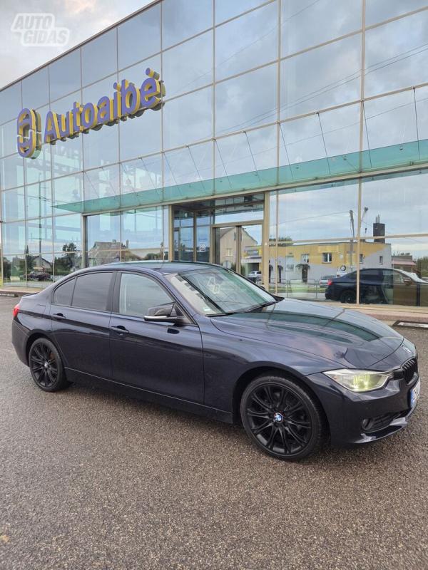 Zils BMW 320 2013 Plungė, ar dzinēja tilpumu 2.00 L un nobraukumu 35 tūkst. km par 8400 €, foto 5 vietnē AUTOMOTO.COM.LV