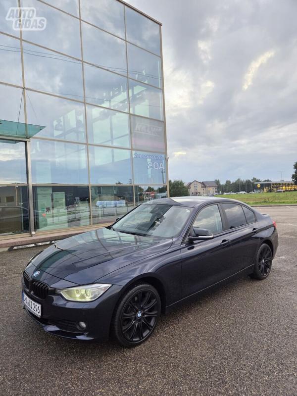 Zils BMW 320 2013 Plungė, ar dzinēja tilpumu 2.00 L un nobraukumu 35 tūkst. km par 8400 €, foto 11 vietnē AUTOMOTO.COM.LV