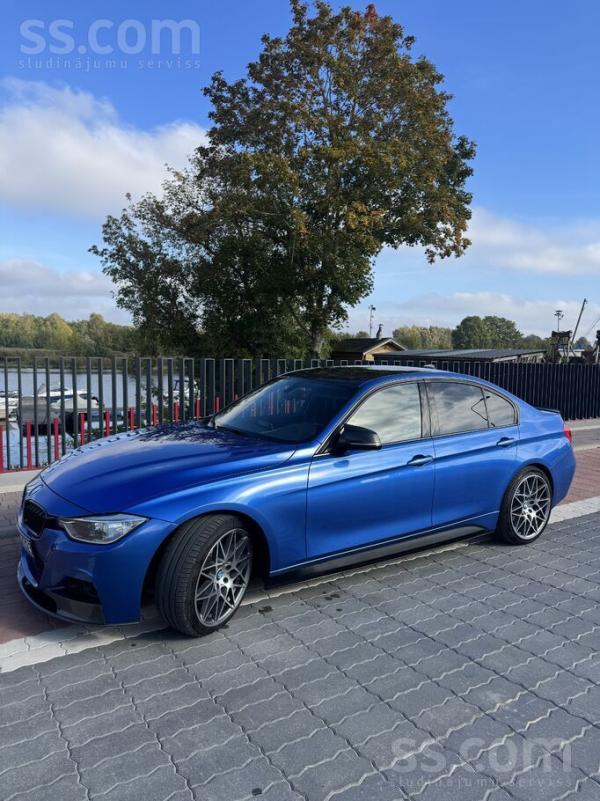 Blue BMW 320 2013 in Riga, with an engine capacity of 2.00 L and mileage of 317 thousand km for 12800 €, photo 5 on AUTOMOTO.COM.LV