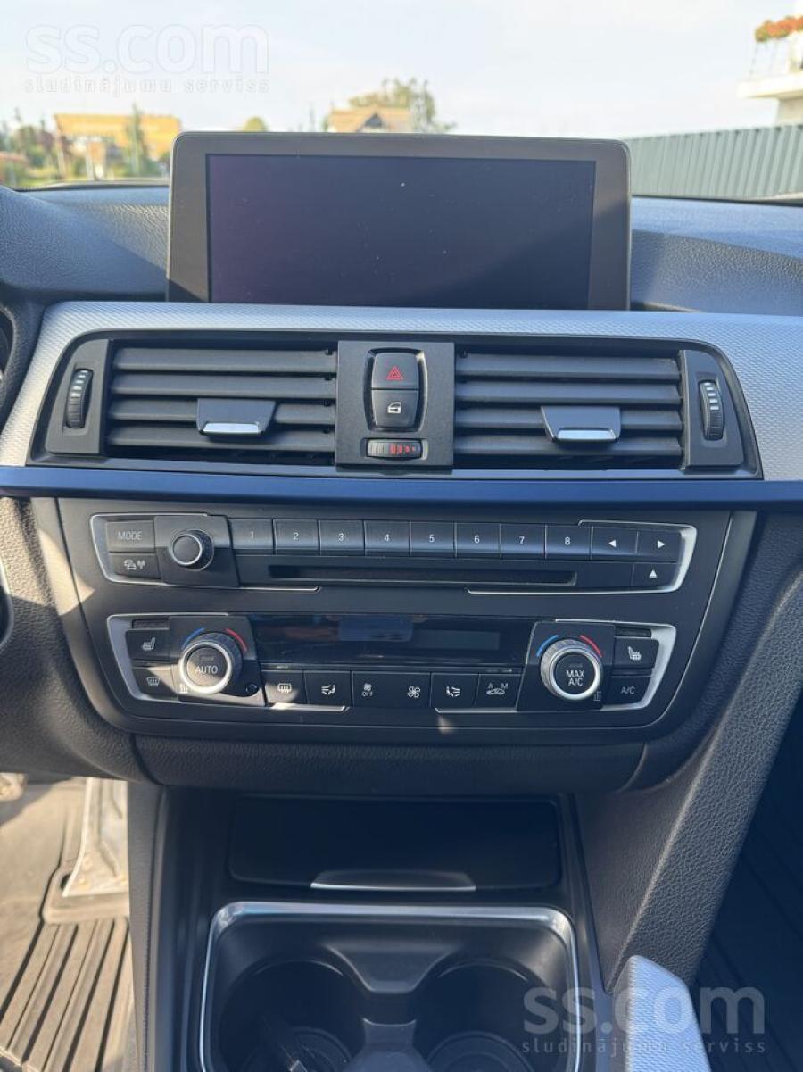 Zils BMW 320 2013 Rīga, ar dzinēja tilpumu 2.00 L un nobraukumu 317 tūkst. km par 12800 €, foto 21 vietnē AUTOMOTO.COM.LV