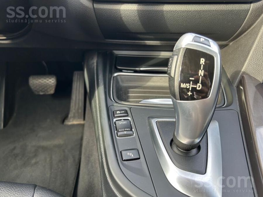 Blue BMW 320 2014 in Riga, with an engine capacity of 2.00 L and mileage of 210 thousand km for 11300 €, photo 28 on AUTOMOTO.COM.LV