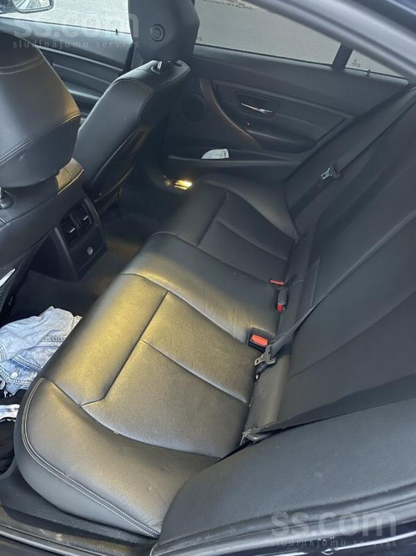 Blue BMW 320 2014 in Jelgava, with an engine capacity of 2.00 L and mileage of 293 thousand km for 9700 €, photo 2 on AUTOMOTO.COM.LV