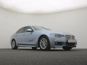 Blue BMW 320 2014 in Vilnius, with an engine capacity of 1.60 L and mileage of 203 thousand km for 11999 €, photo 12 on AUTOMOTO.COM.LV